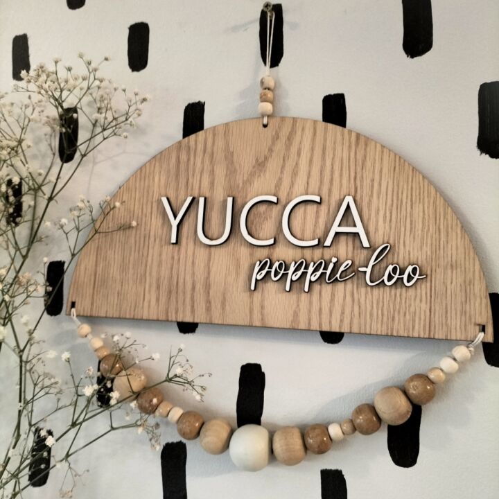 Half round name plaque - with beads - Mood To Design